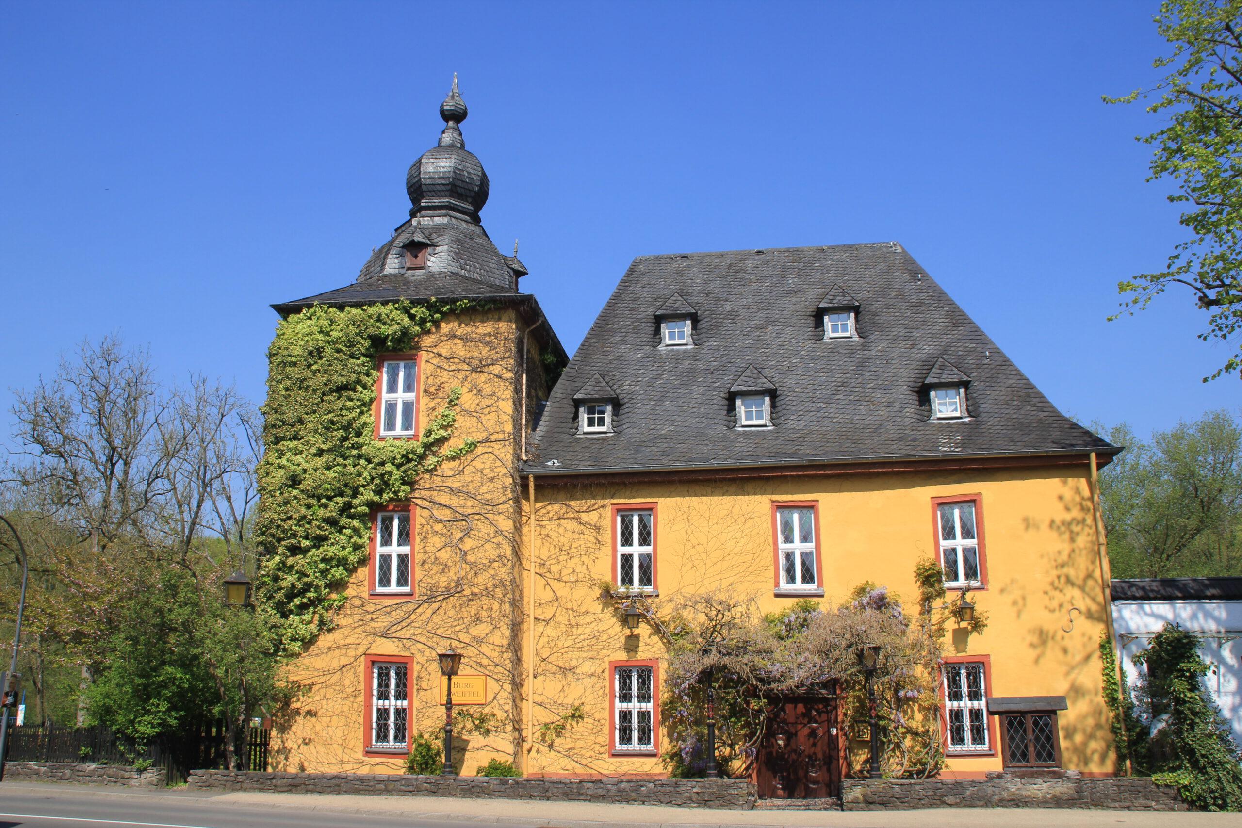 Baudenkmal Burg Zweiffel - Bergischer Geschichtsverein Rhein-Berg e.V.